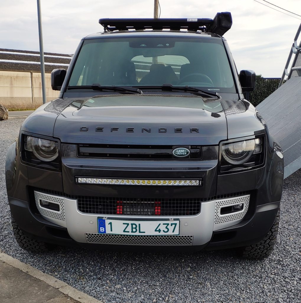 ReulSport – Landrover specialist – Iveco partner Hidden winch mount for ...