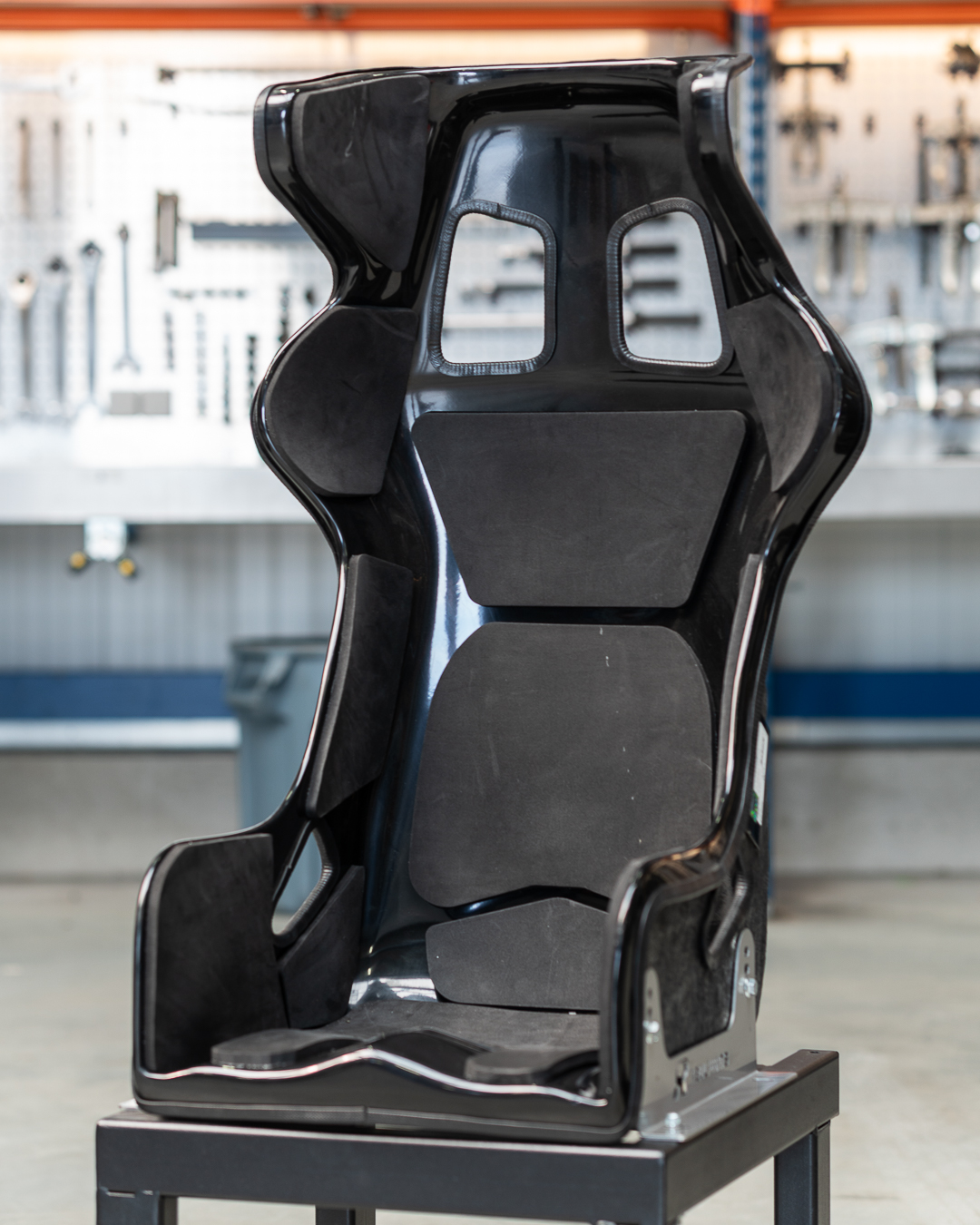 ReulSport – Landrover specialist – Iveco partner SABELT X-PAD ...